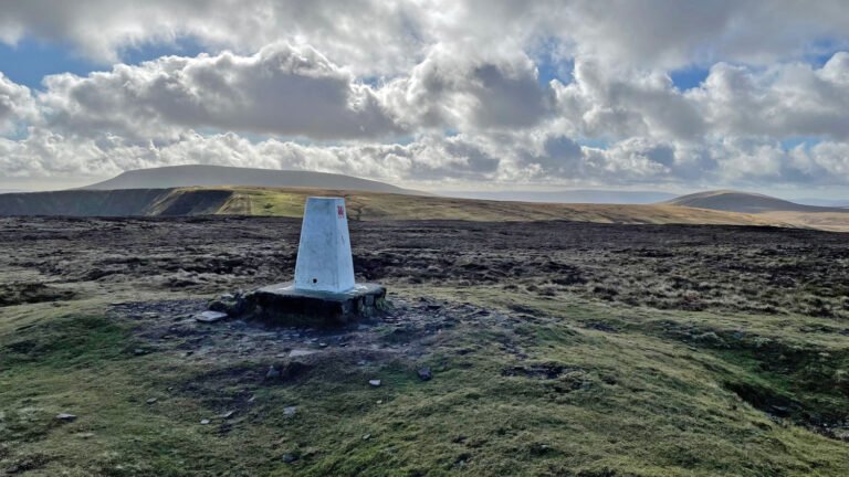 Craig Cerrig Gleisiad – a landscape of the lost world – mountain worthies