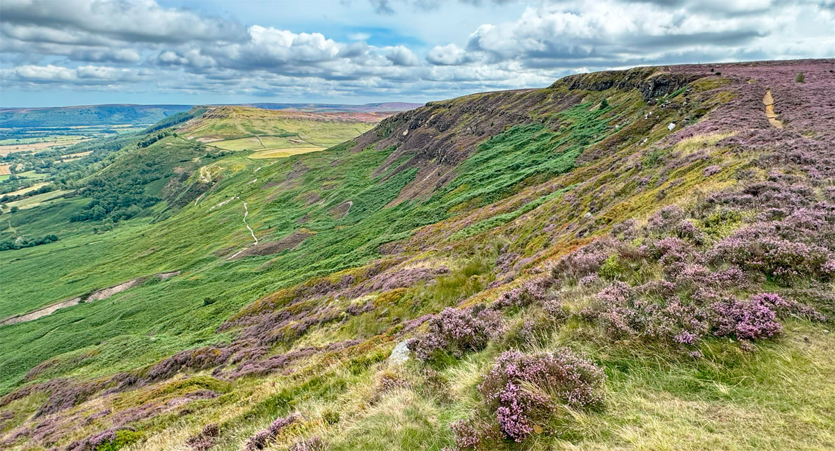 Cleveland Hills - Frontier of the Yorkshire Moors - mountain worthies